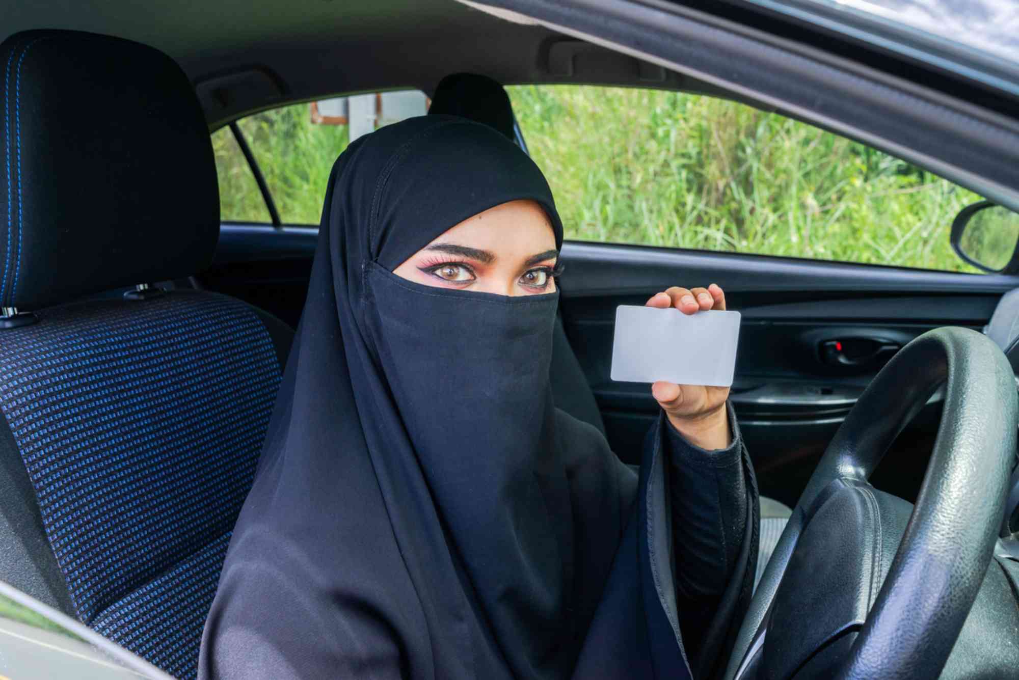 Step-by-Step Guide to Renting a Car in Saudi Arabia